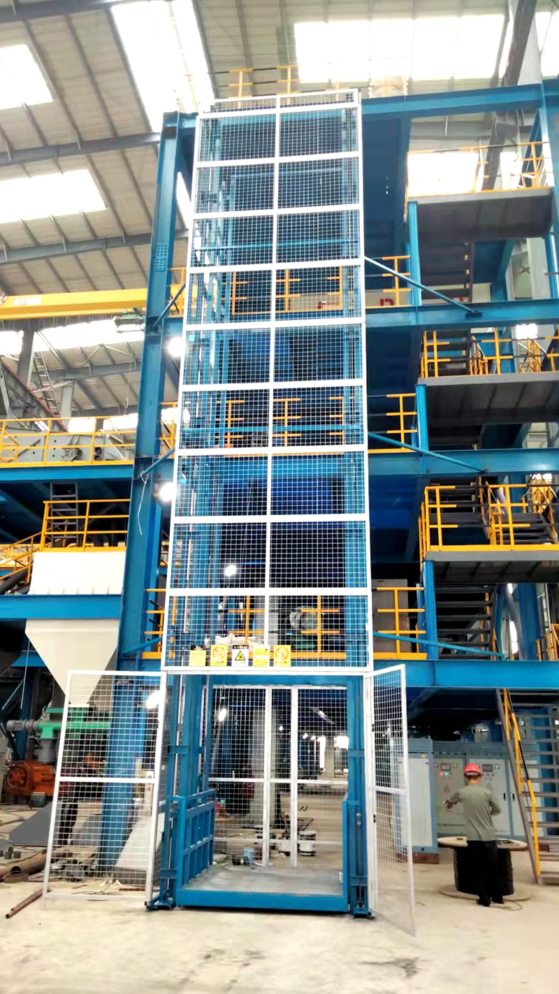 Cargo Lift, Goods Lift, Freight lift for Warehouse and Mezzanine - GP LIFT
